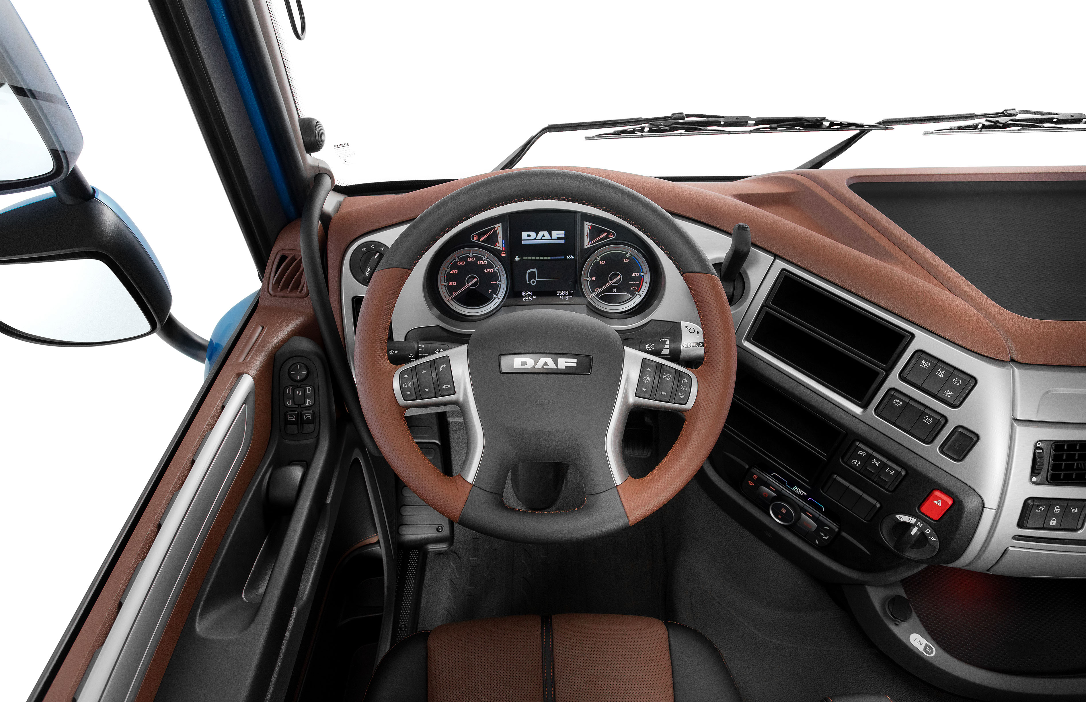 DAF XF: Conforto excepcional para o motorista - DAF Caminhões Brasil