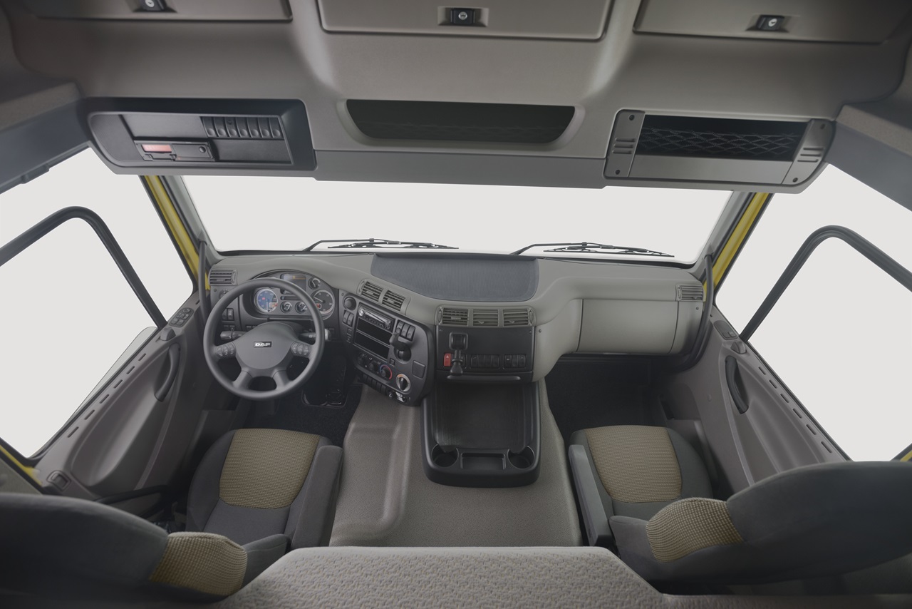 CF85 - Interior - DAF Caminhões Brasil