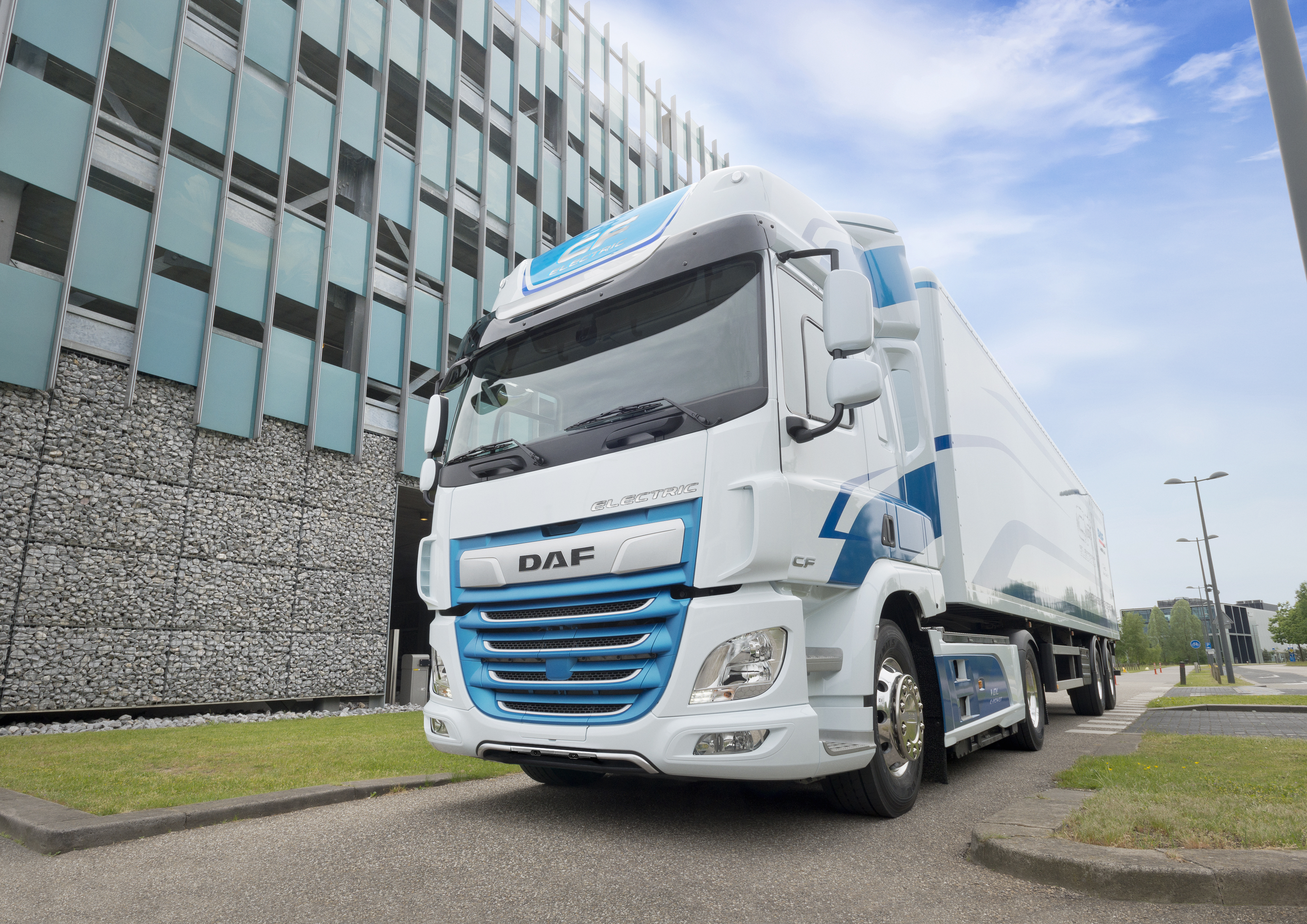 DAF CF Electric percorre 150 mil quilômetros movido a eletricidade na ...